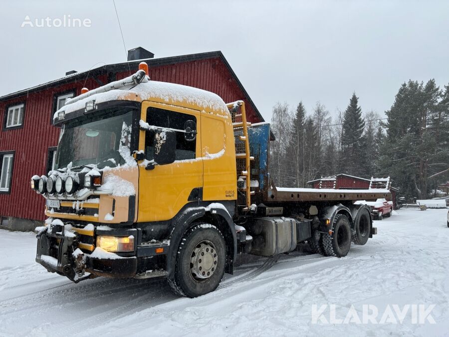 Prodaje se Scania 114 šlep auto na aukciji