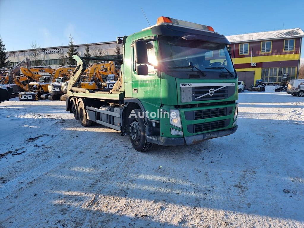 Volvo FM12 6×2 kamion autopodizač kontejnera