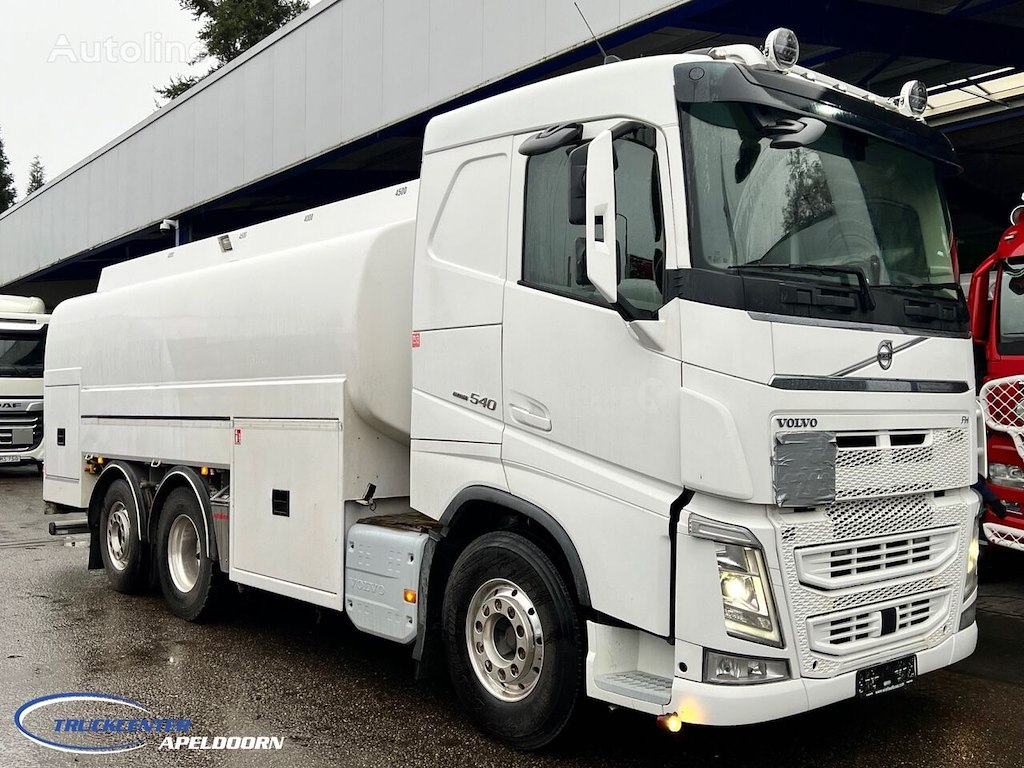 Volvo FH 540 17800 Liter, 4 Compartments, Retarder, Steering axle autocisterna