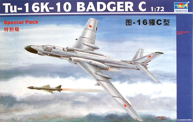 TRUMPETER 1/72 Tupolev Tu-16K 10 Badger