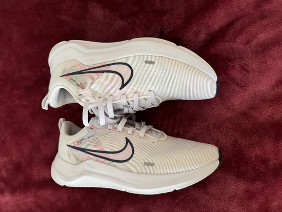 Nove Nike original patike