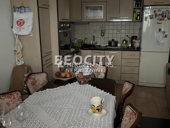 Grocka, Kaluđerica, Milutina Milankovića, 2.5, 73m2, 400EUR