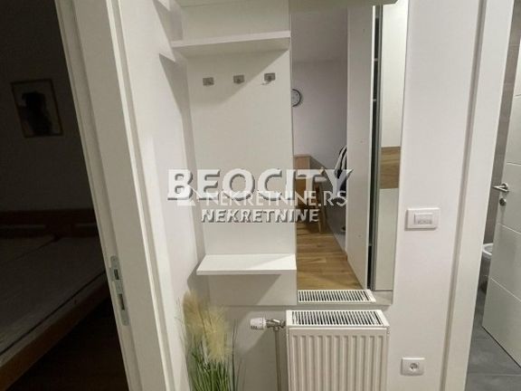 Novi Sad, Grbavica, Doza Djerdja, 2.0, 40m2, 500EUR