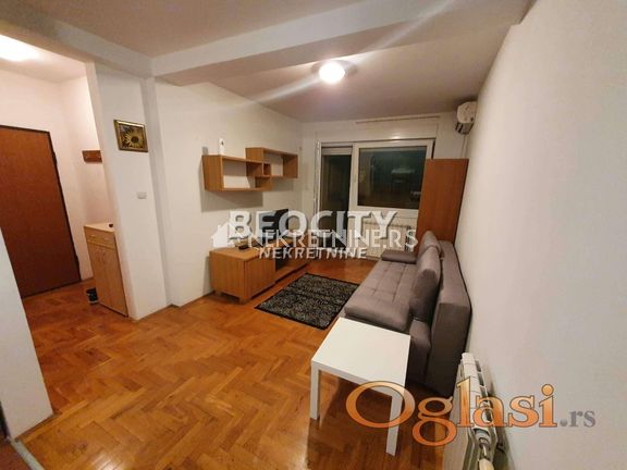 Novi Sad, Centar, Kosovska, 0.5, 28m2, 84000EUR