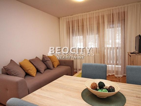 Zlatibor, Centar, Krfska, 1.5, 41m2, 94300EUR