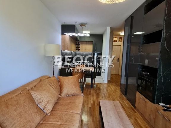 Zlatibor, Centar, Ace Pavlovića , 2.0, 40m2, 89980EUR