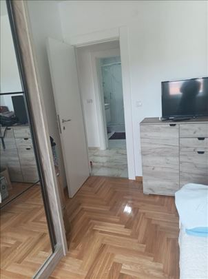 Novi Beograd, Ledine, Univerzijade, 59m2