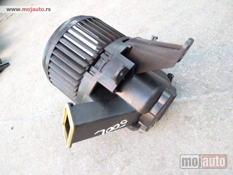 Fiat 500l ventilator kabine Originalni delovi Moguca ugradnja delova Alfa Romeo 147-156-166-159-GT-MiTo-Giulietta Fiat bravo 2 - croma -grande punto -multipla 2 -punto 3 -stilo-idea Freemont Panda...