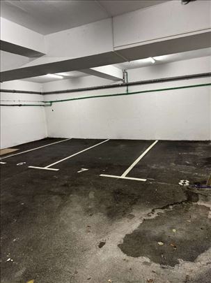 Na prodaju garažna parking mesta u Zemunu