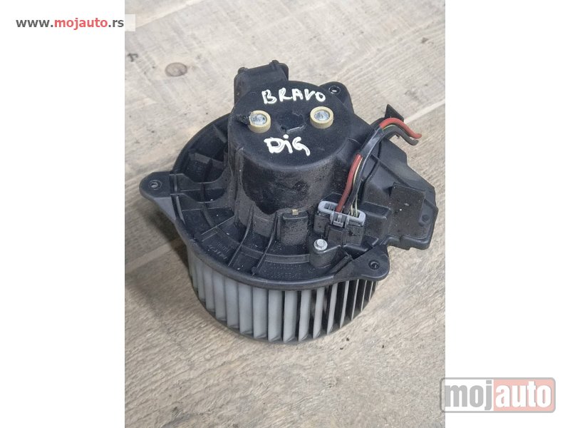 Fiat bravo 2 ventilator digitalne klime Originalni delovi Moguca ugradnja delova Alfa Romeo 147-156-166-159-GT-MiTo-Giulietta Fiat bravo 2 - croma -grande punto -multipla 2 -punto 3 -stilo-idea Fr...