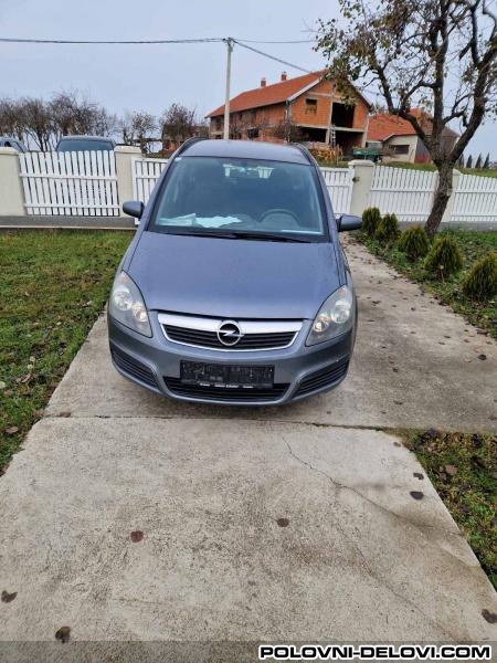 Opel Zafira Stakla