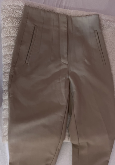 Krem zara pantalone