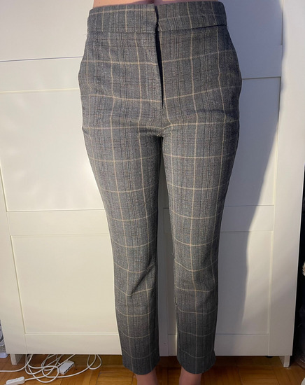 Zara pantalone