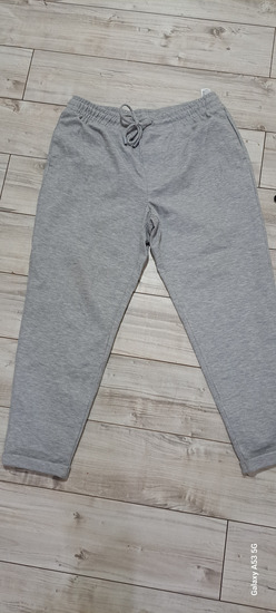 ZARA sportske pantalone