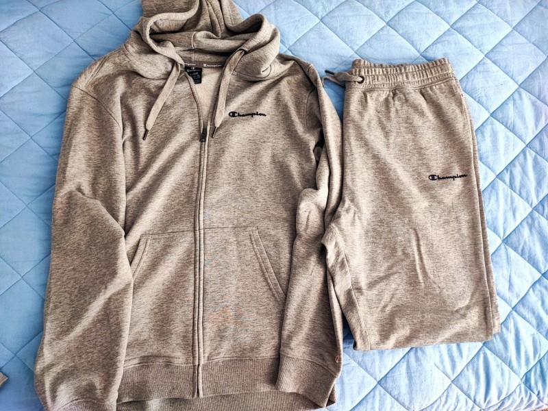 Champion Basic trenerka XL nova