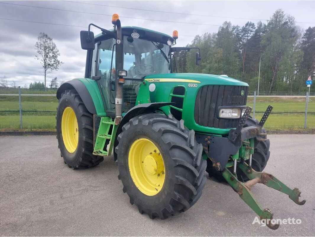 John Deere 6930 traktor točkaš