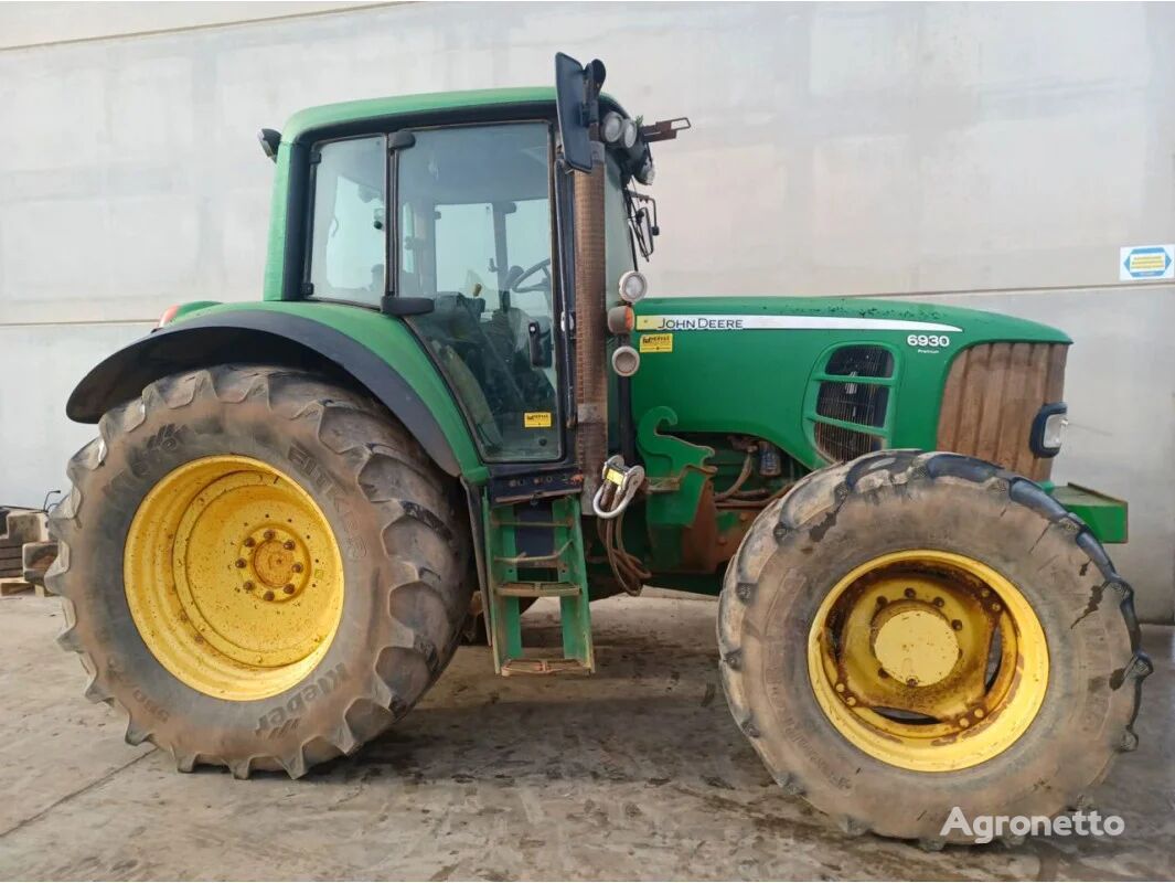 John Deere 6930 traktor točkaš