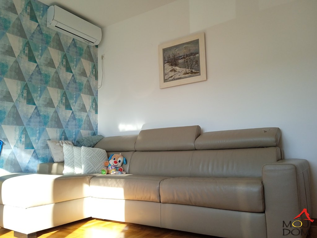 Stan,NOVI SAD,SEVERNI TELEP,kv: 70, € 195700, ID: 1027180