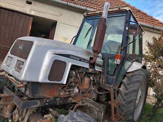 Traktor na prodaju