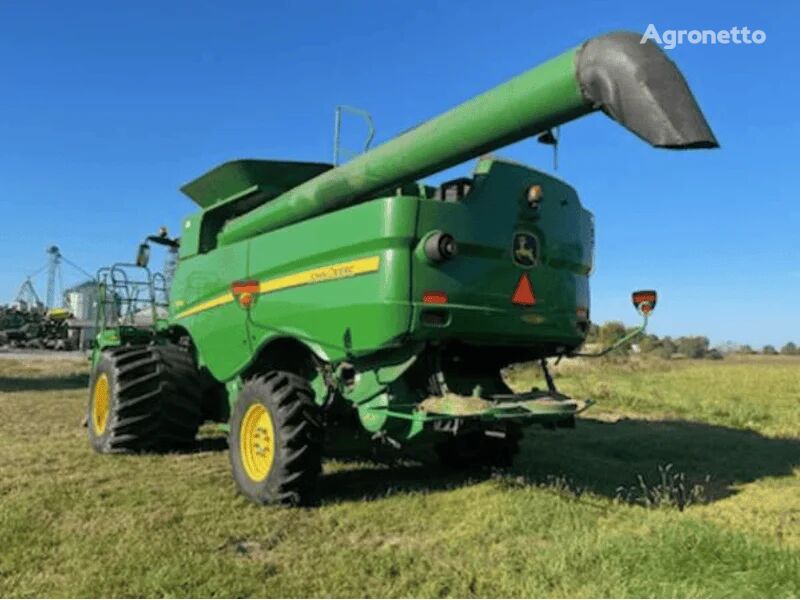 John Deere S660 kombajn za žito