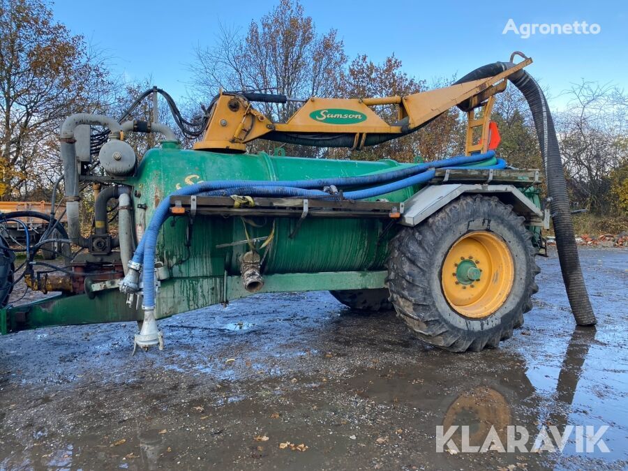 Prodaje se Samson 8 m 3 med kran rasipač veštačkog đubriva na aukciji