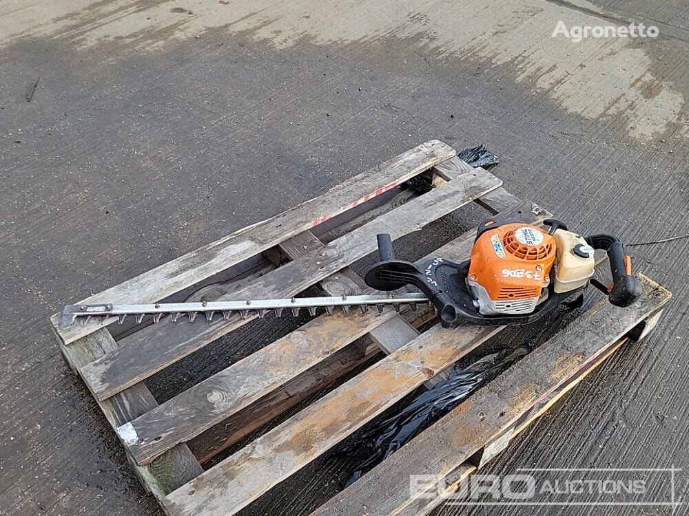 Prodaje se Stihl HS 87R trimer za živu ogradu na aukciji