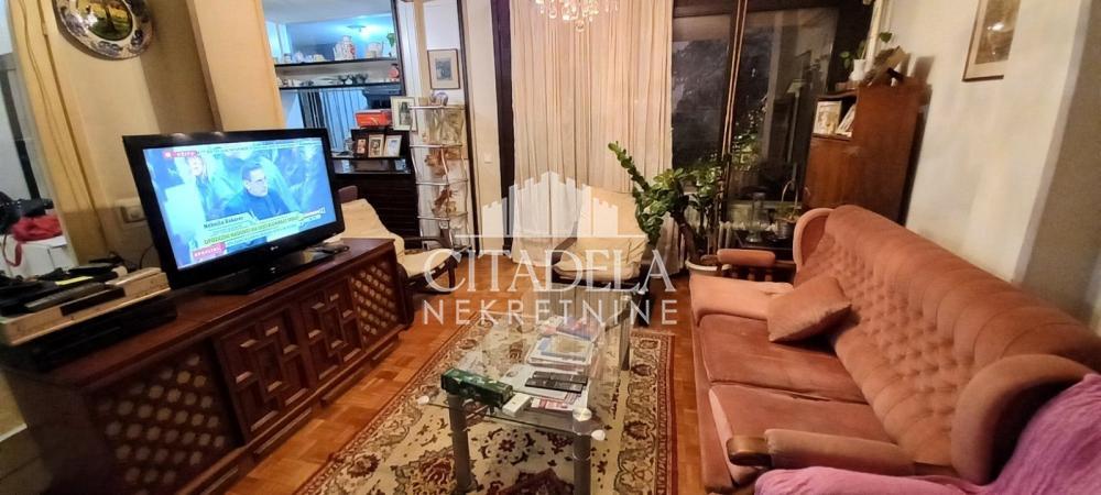 Cerski Venac, Troiposoban stan na prodaju, 88m2, 200.000€