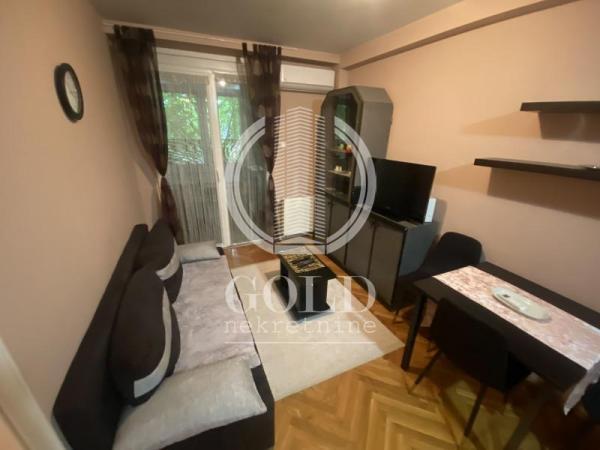 Vojvode Šupljikca, Jednoiposoban stan za izdavanje, 36m2, 300€