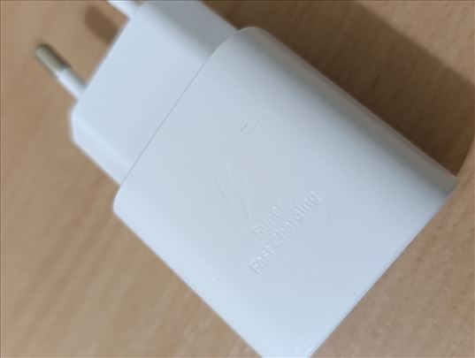 Samsung 25W Super Fast Charging Punjač