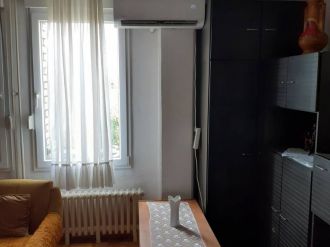 60m² 450€
Beograd, Čukarica, Cerak, Vinogradski venac