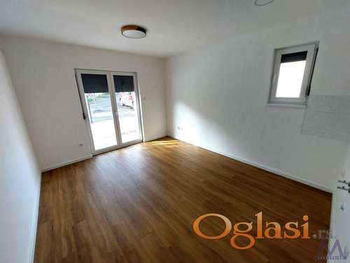 Stan PETROVARADIN,BLOK 8,kv: 24, € 65000, ID: 1019001