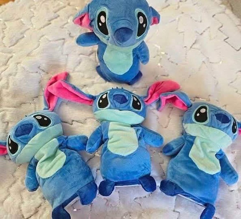 Decija igracka Stitch koji ponavlja reci Cena 2.750din+dostava. Slanje