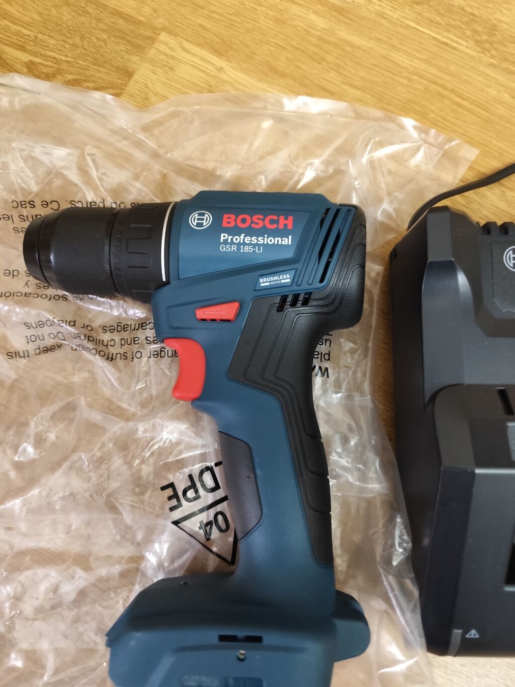 Bosch profesional bušilica GSR 185 LI u pakovanju sa punjačem bez