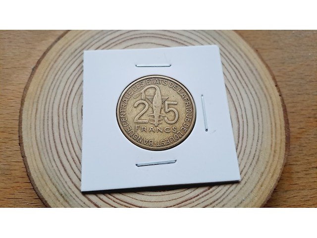 ZAPADNA AFRIKA 25 FRANCS 2011 GODINA FAO JUBILARAC