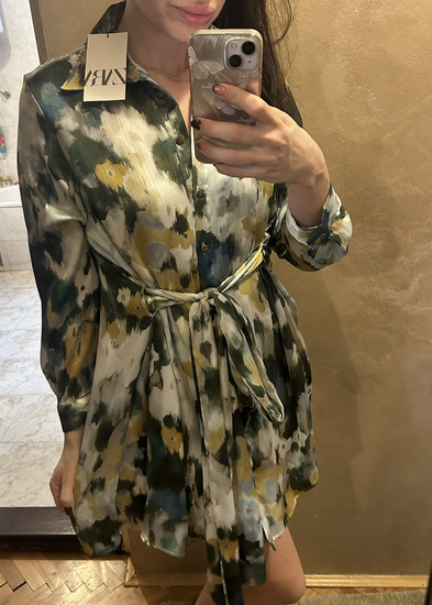 Zara nova haljina<3Snizeno