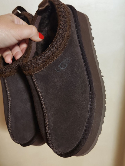 UGG Tazz platform NOVO