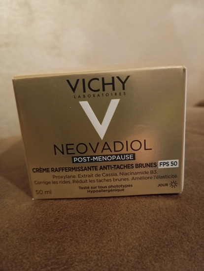 Vichy neovadiol post-menopause krema