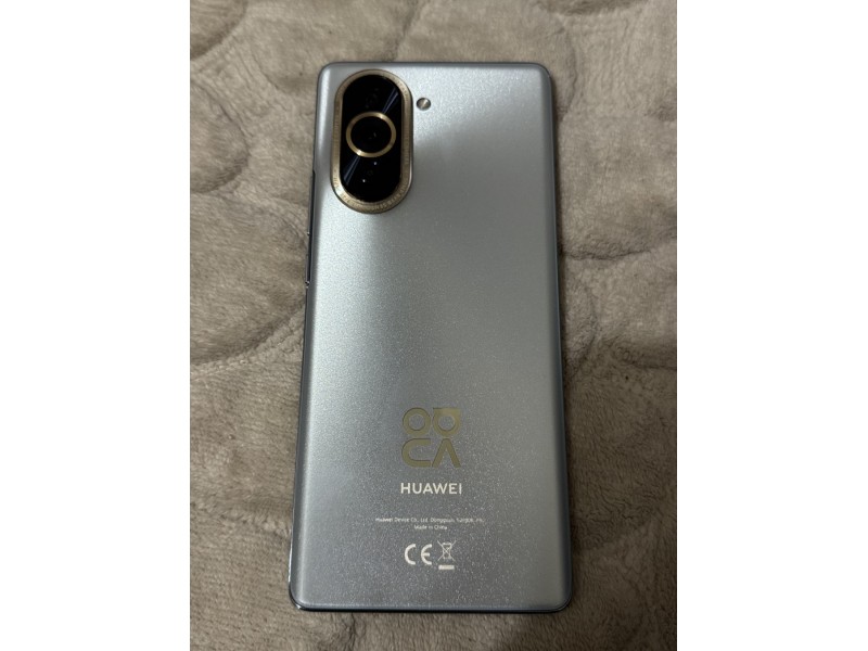 Mobilni telefon Huawei Nova 10