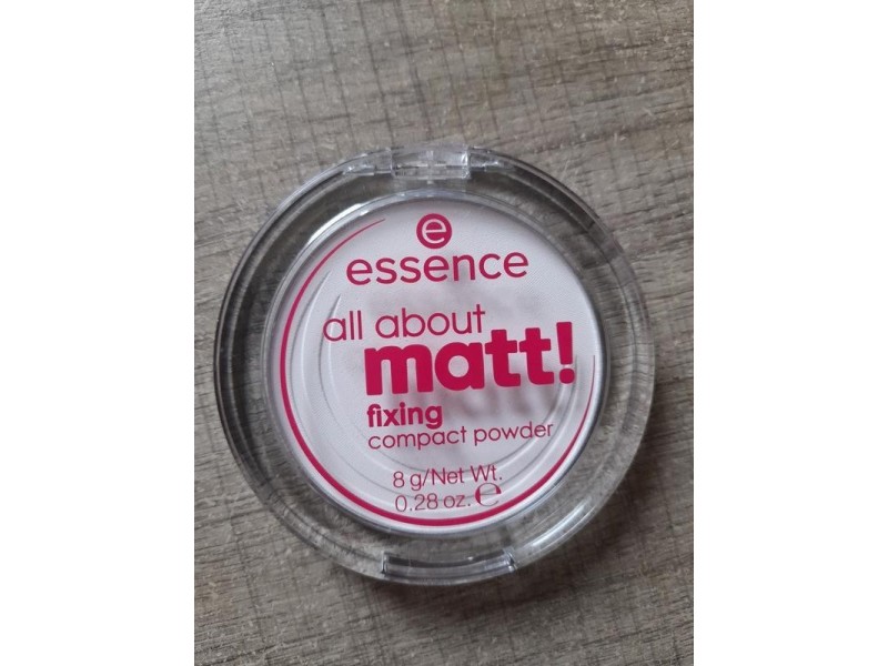 ESSENCE all about matt fixing compact powder