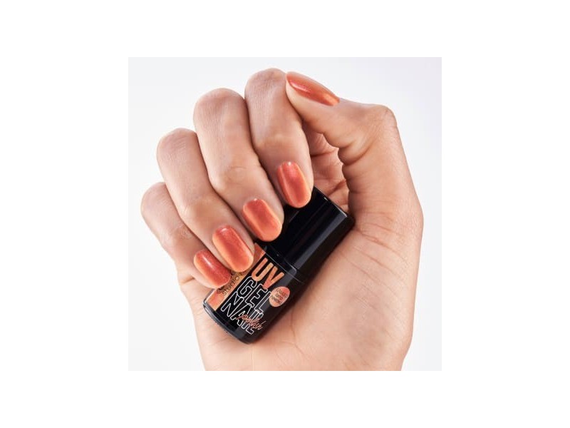 essence UV nail polish Studio Nails 204 Sundowner