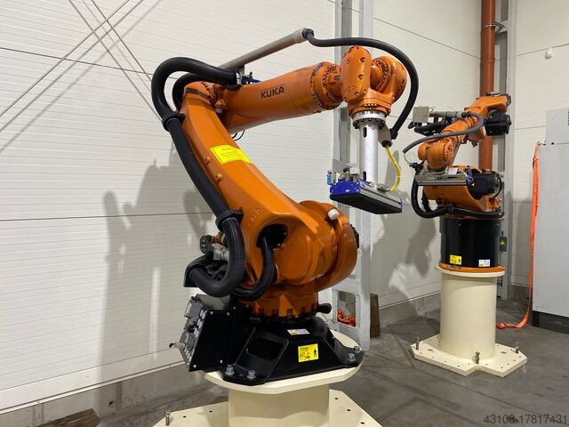 KUKA KR90 R3100 ekstra
Robot KUKA KR90 R3100 extra