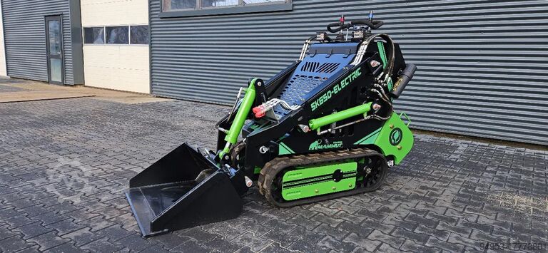 Učitavač pauka
Mammut SK 650 ELECTRIC SKIDSTEER LOADER