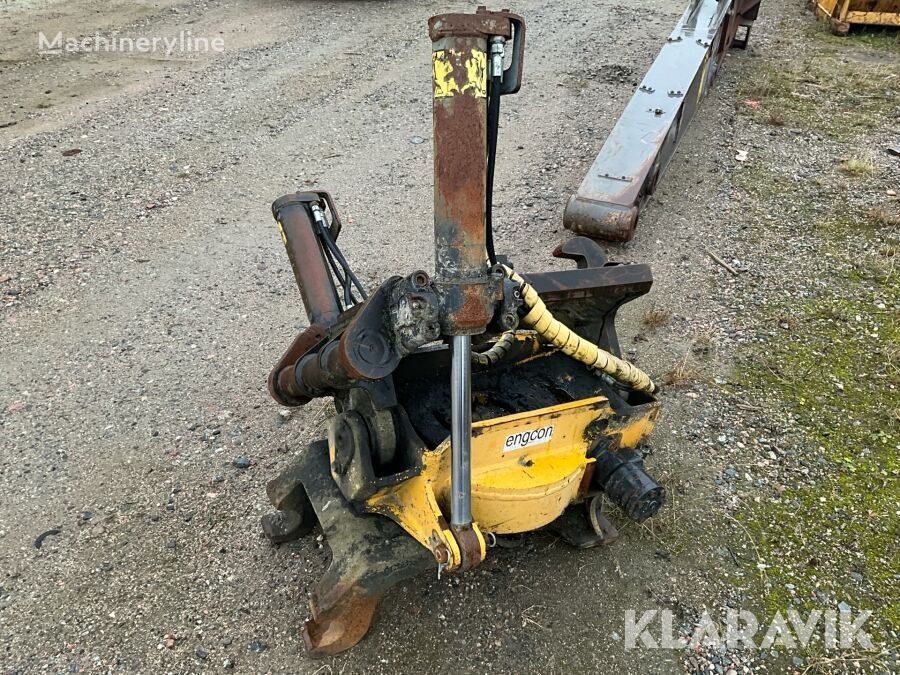 Prodaje se Engcon EC20 tiltrotator na aukciji