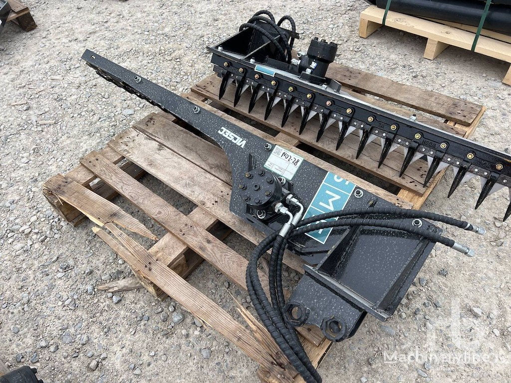 Prodaje se Excavator Trimmer (Unused) hidraulični čekić na aukciji