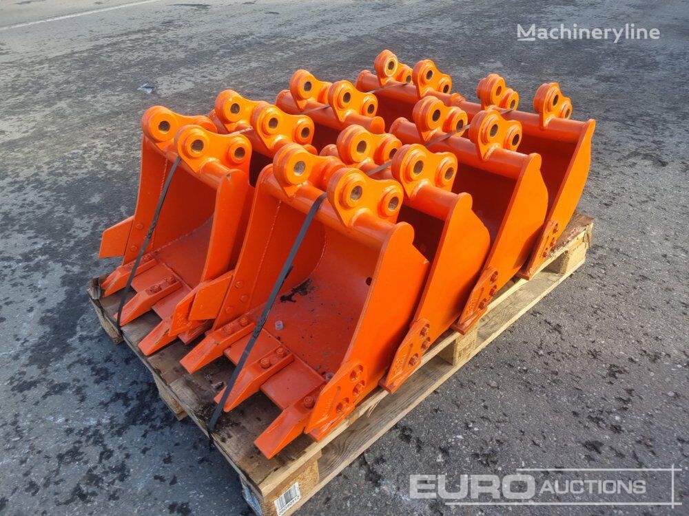 Prodaje se 16" Digging Bucket, 30mm Pins to suit Mini Excavator (8 of) sejalnu kašiku na aukciji