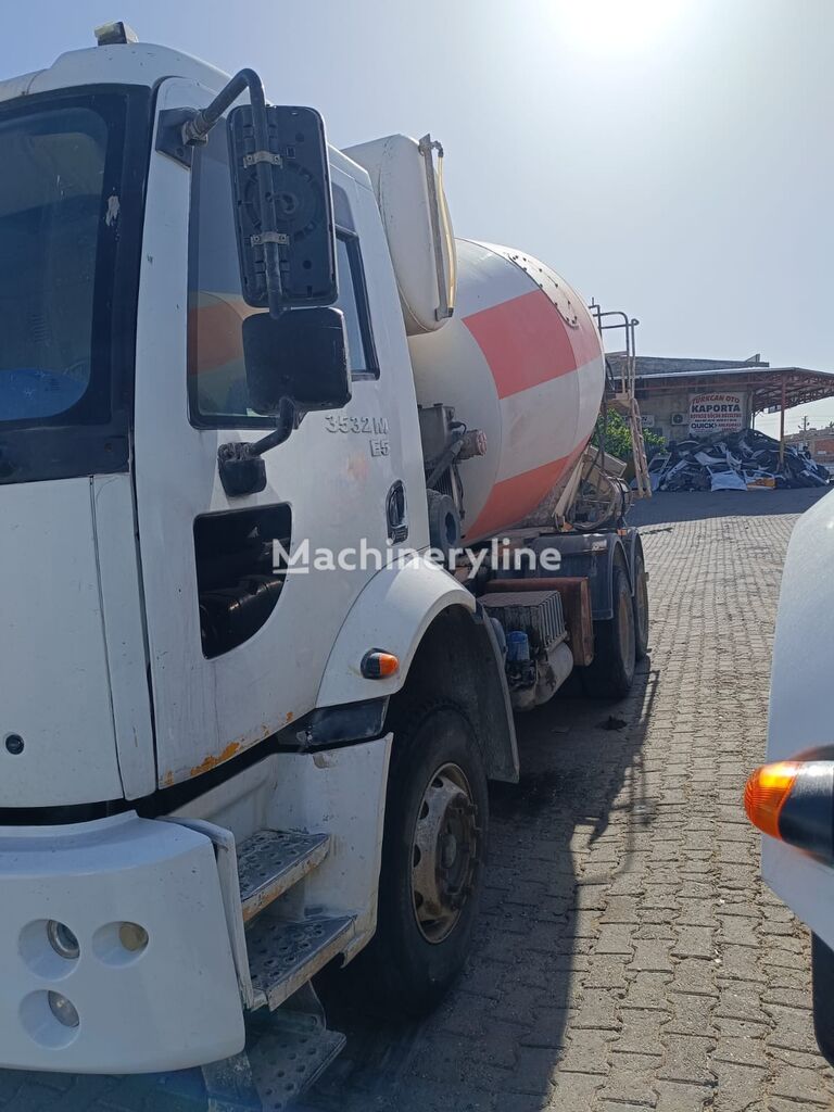 NT Makine na šasiji Ford cargo 3532 kamion s mešalicom za beton