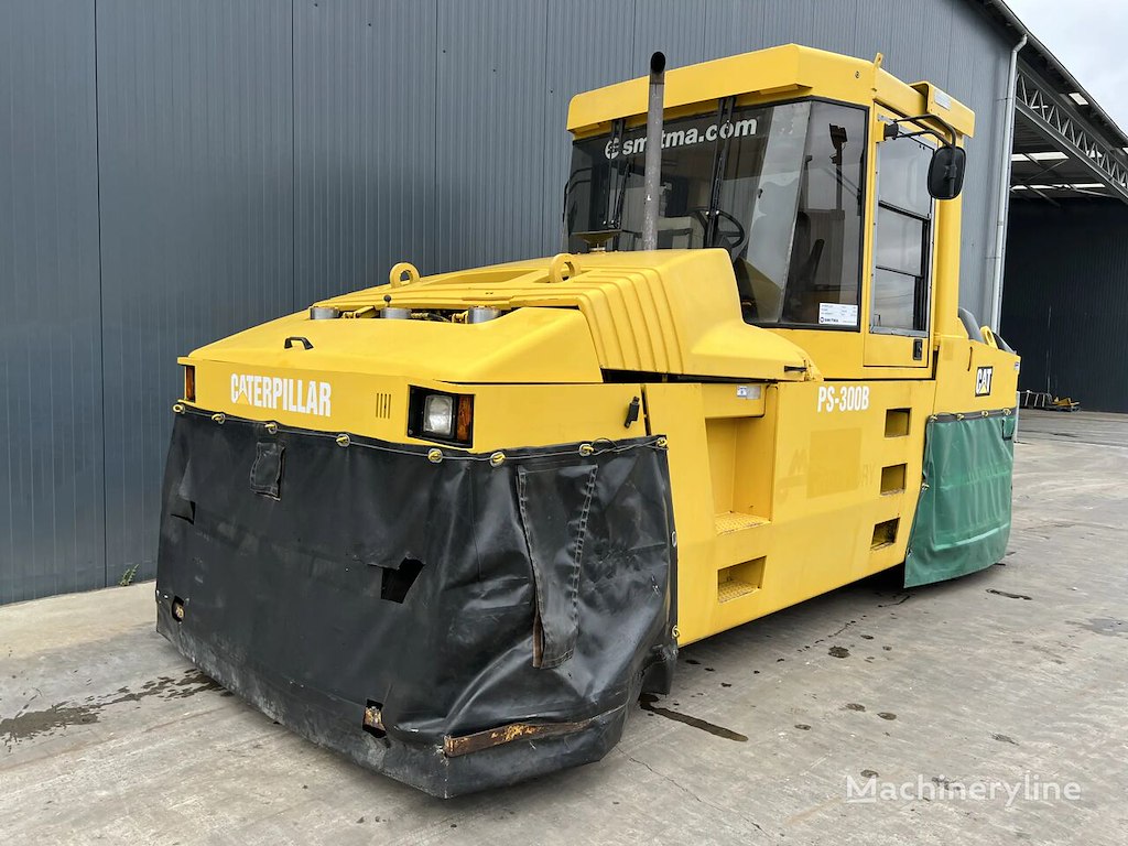 Caterpillar PS300B (mozhlyvyi lizynh) pneumatski valjak