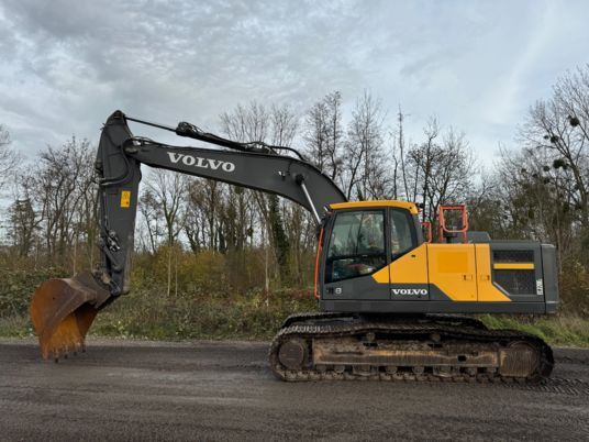 Volvo EC220EL bager guseničar