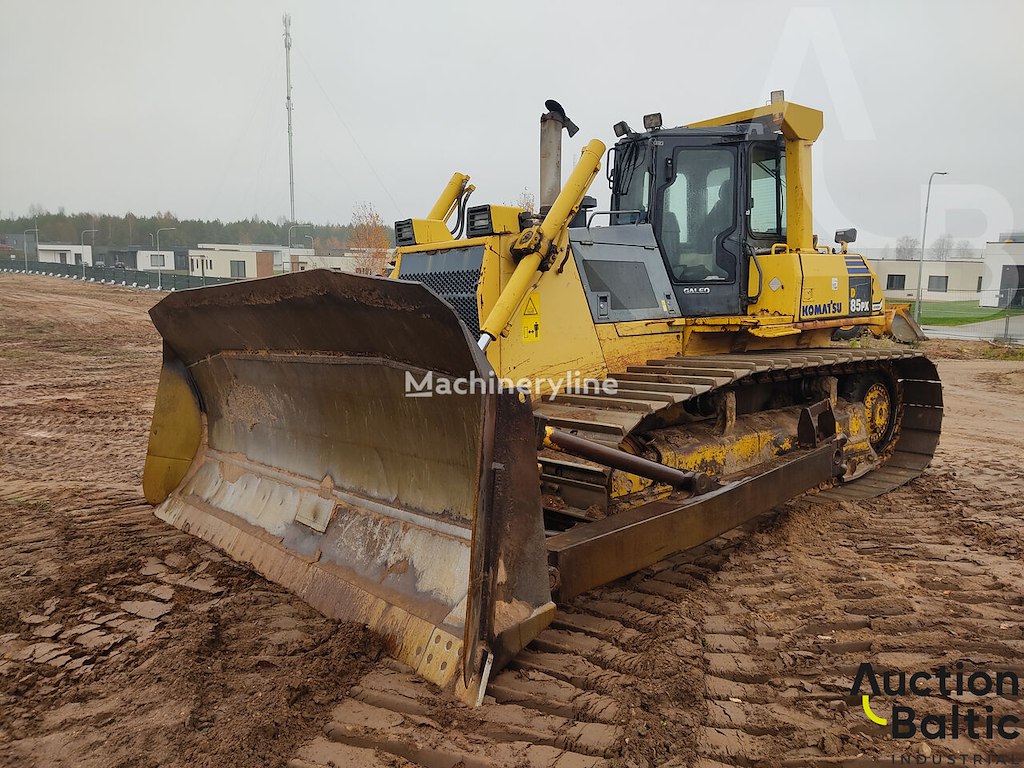 Prodaje se Komatsu D85PX-15 buldožer na aukciji