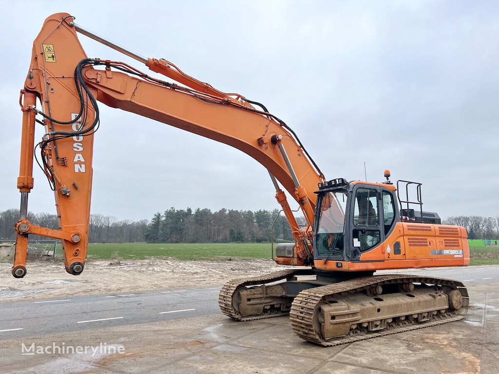 Doosan DX 380 LC-3 (mozhlyvyi lizynh) bager guseničar